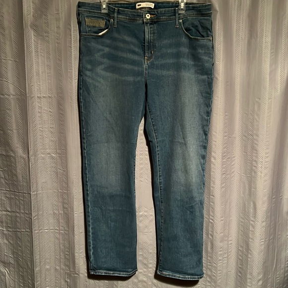 Levi's | Jeans | Levis Perfectly Shaping 52 Straight Leg | Poshmark